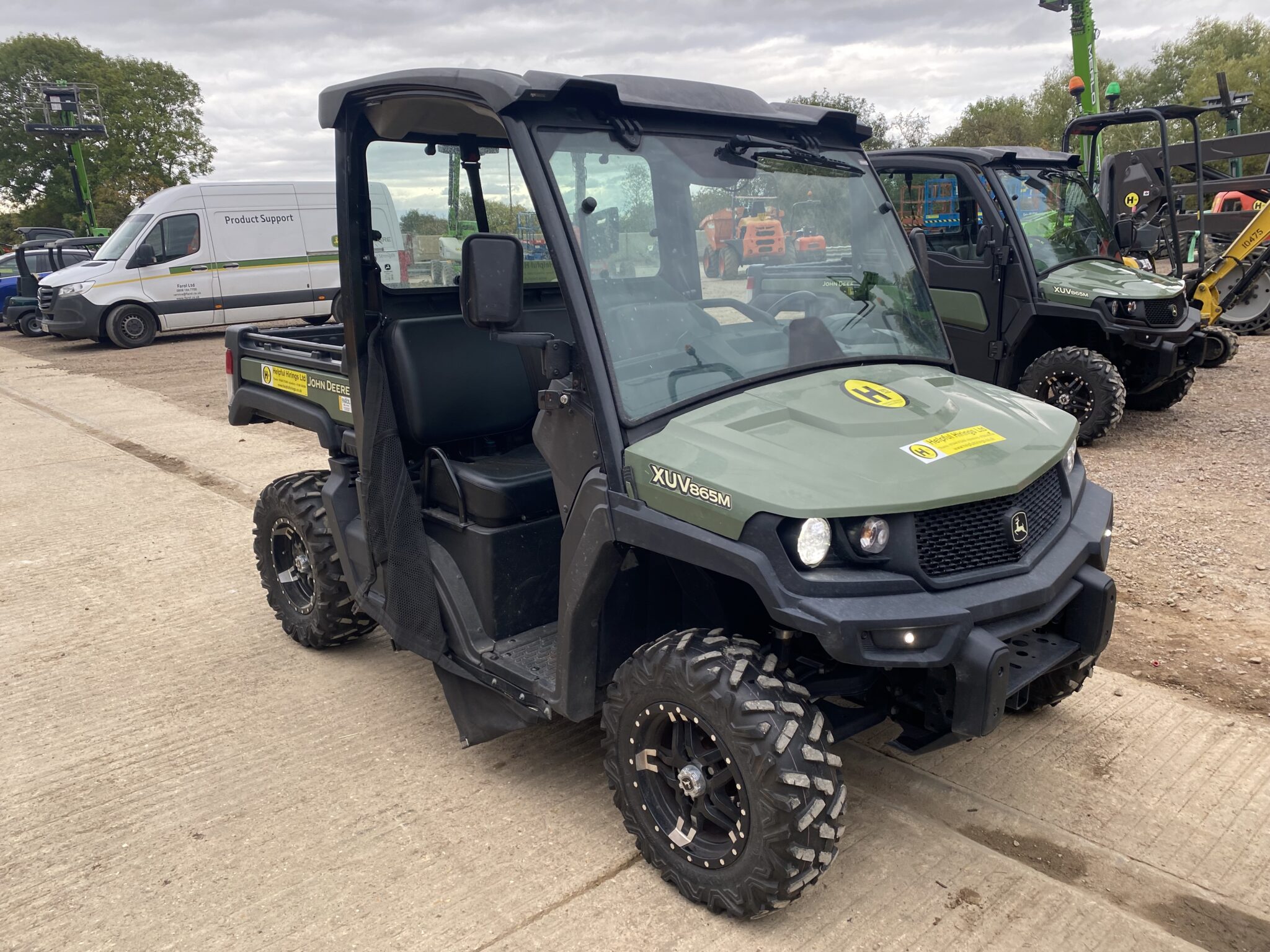 2 SEATER JOHN DEERE GATOR - Turfleet Hire